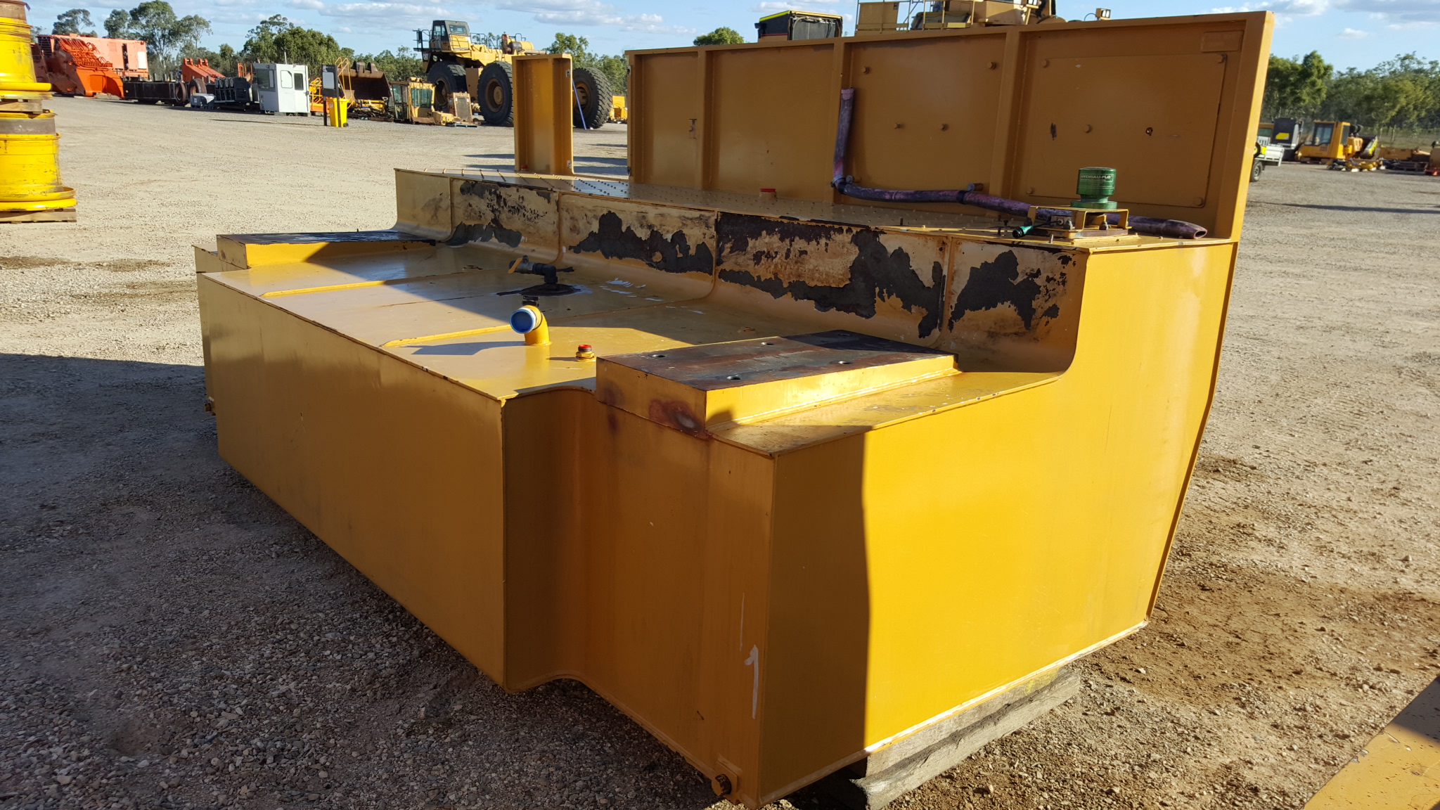 CAT 6060 Fuel Tanks | Minespec Parts