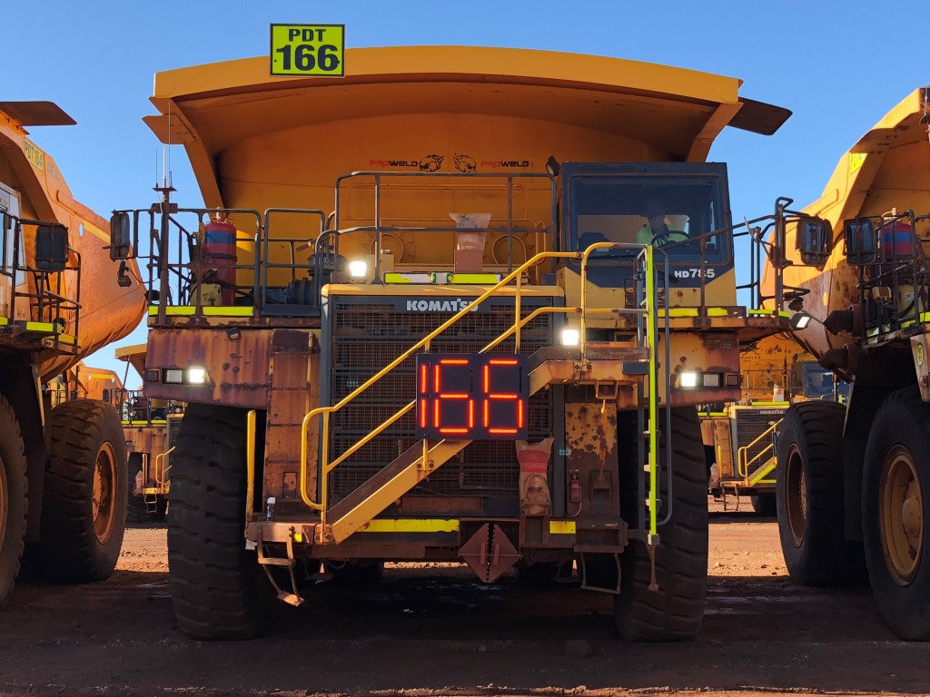 KOMATSU HD785-7 — PDT166 | Minespec Parts